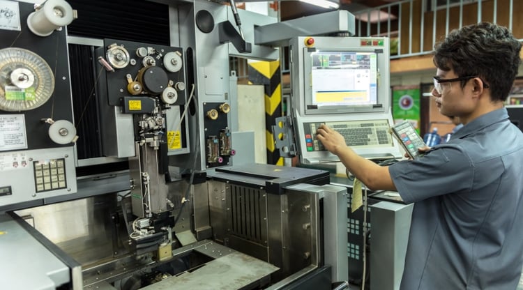 Work-Based Learning vs. Simulated Work-Based Learning vs. Community ...